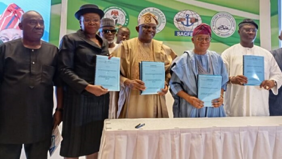 FG, MWUN Sign MoU On Conditions Of Service For Maritime Workers